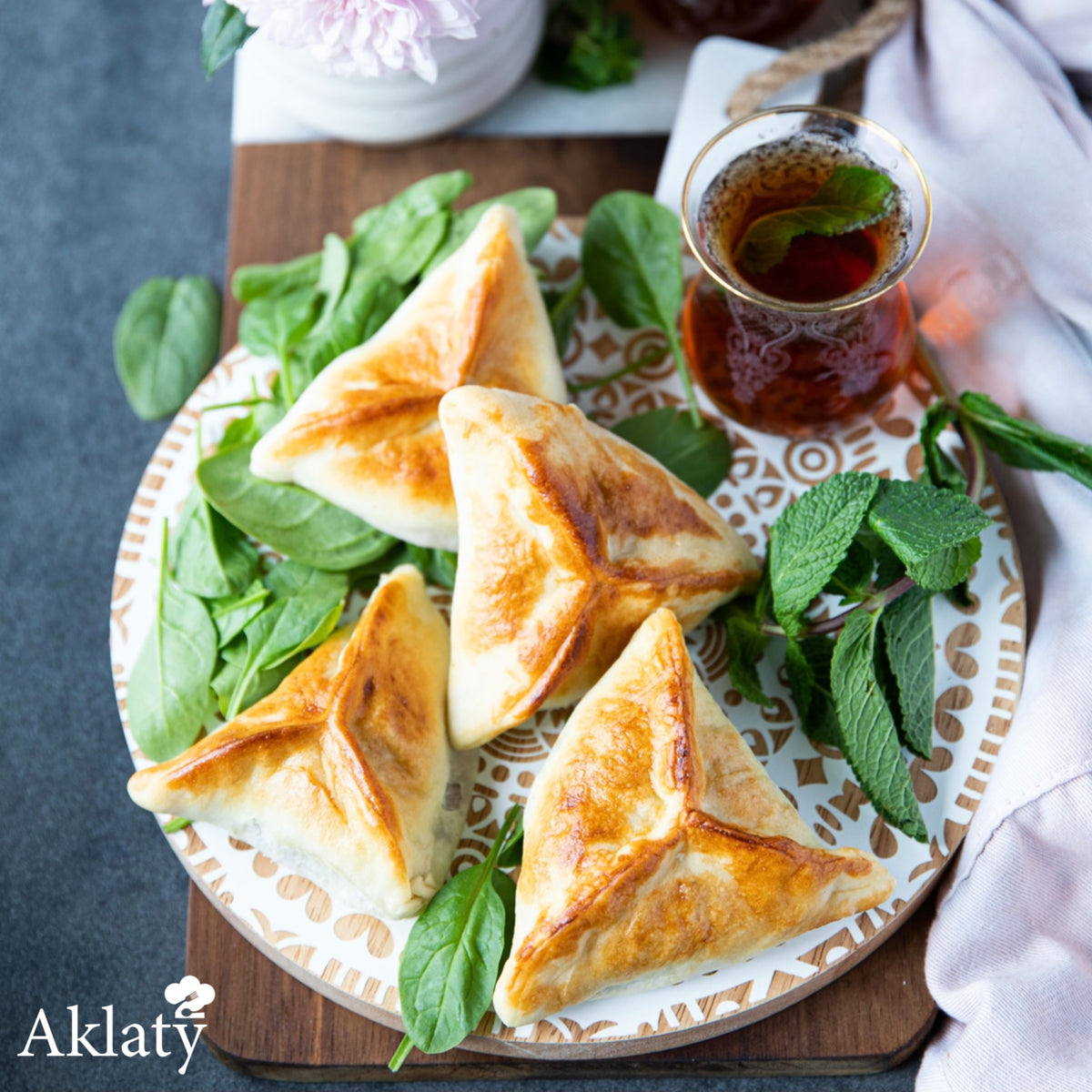 Spinach Moajanat (4 pieces) – AklatyCanada